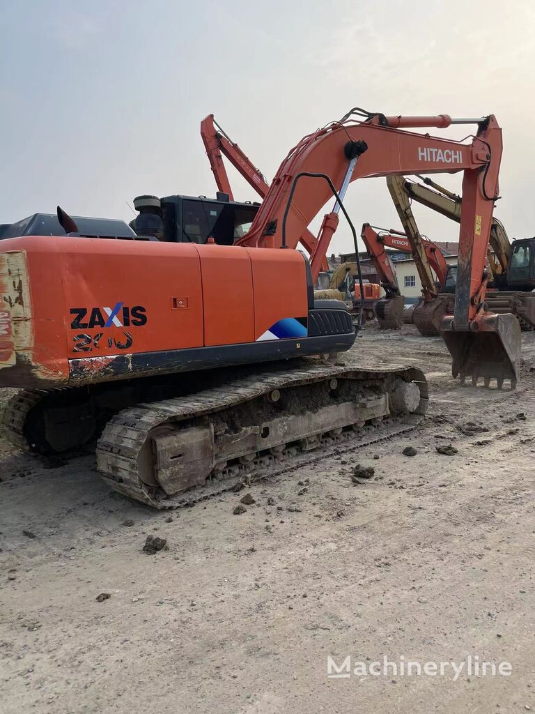 Hitachi ZX200-5A tracked excavator for sale China, MJ37153