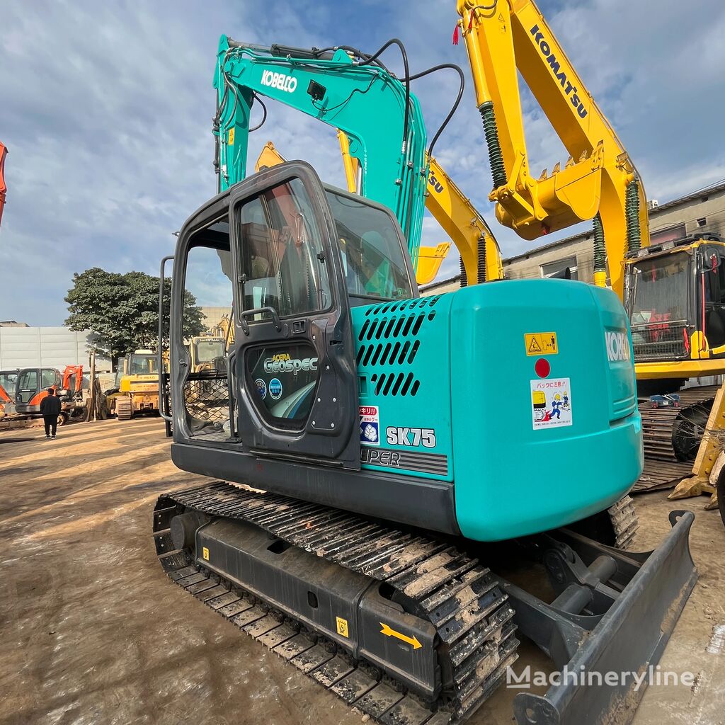 Kobelco SK-75 tracked excavator for sale China, EM39481