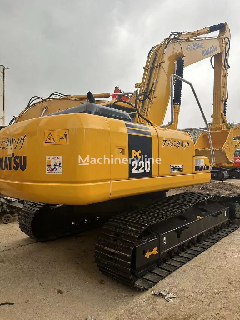 Komatsu PC220-7 tracked excavator for sale China Shanghai, GU40757