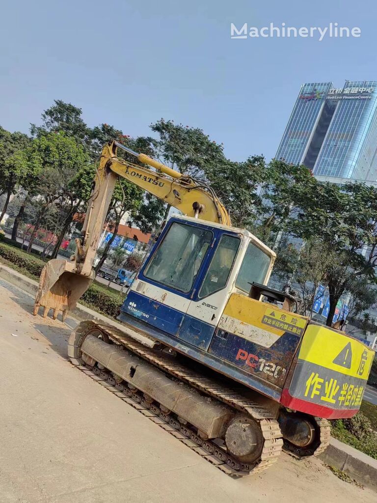 KOMATSU pc120-5 tracked excavator for sale China Minhang District, UQ35526