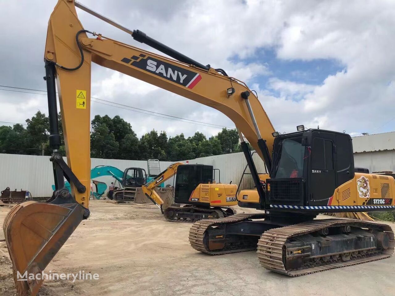 Sany Sy215c Tracked Excavator For Sale China Shanghai Al26430