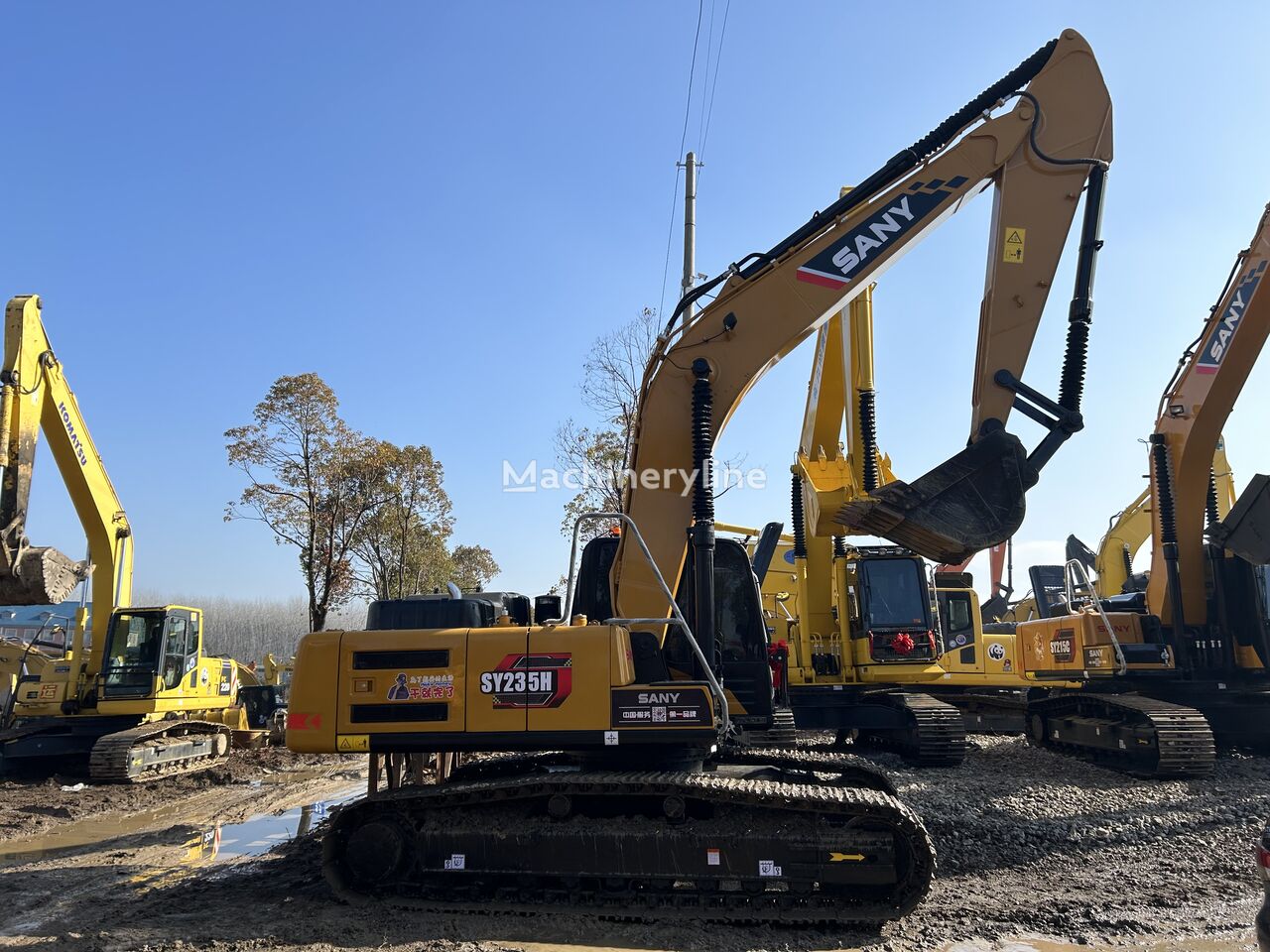 Sany SY235 H tracked excavator for sale China Shanghai, AV38337