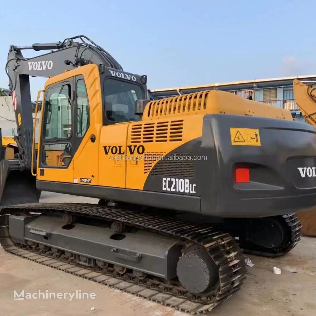 Volvo EC210B tracked excavator for sale China, TN39476