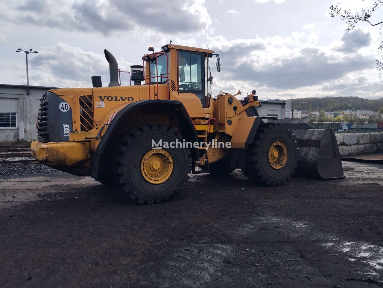 Volvo L180 F wheel loader for sale Poland Kościerzyna, GN39833